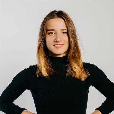 Julia Jaros Graphic Designer Umowa Zleceniefreelancing Linkedin