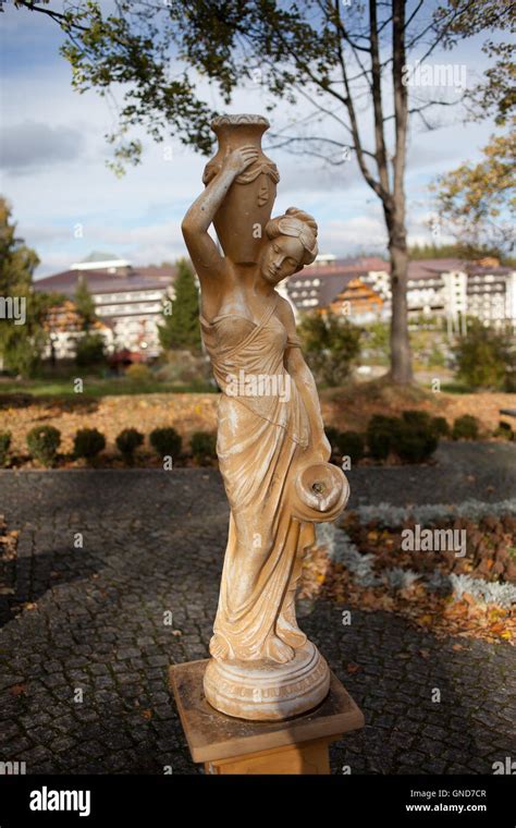 Woman With Jars Classical Greek Style Sculpture Statue In Garden