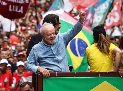 Brazil Election Fears Bolsanaro Would Refuse To Accept Defeat As