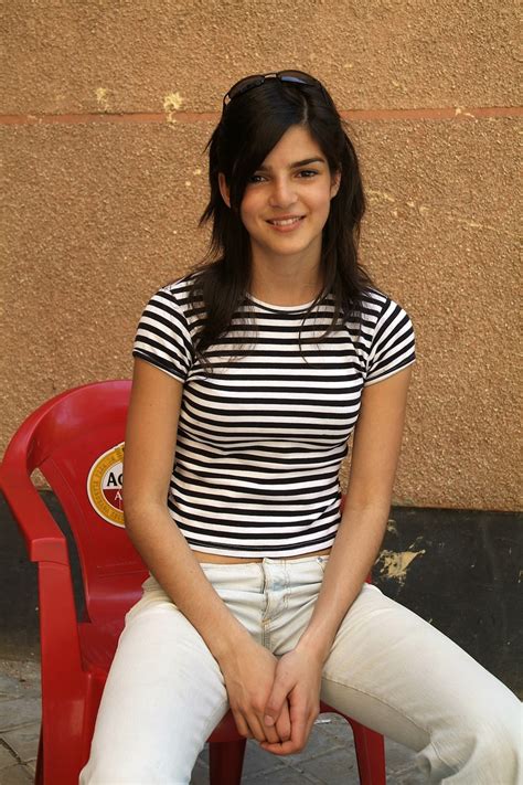Clara Lago Image