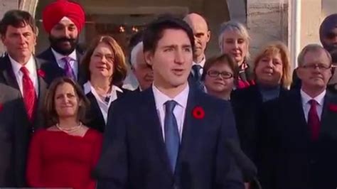 Only 32 Of Canadians Think Trudeau Deserves Re Election As Tories Hold