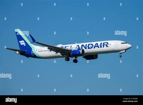 Landing Plane Boeing 737 9 Max Operated Icelandair Airline Aircraft