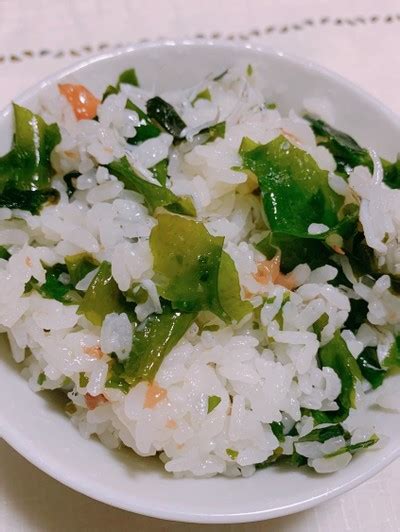 簡単♡釜揚げしらすとわかめの混ぜご飯♡ By 柴犬のお顔 【クックパッド】 簡単おいしいみんなのレシピが391万品