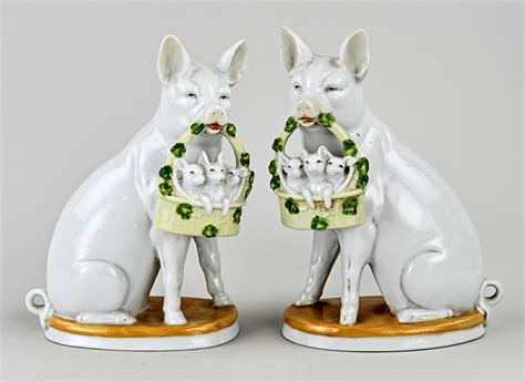 Twee Porseleinen Figuren Details Kavel Twents Veilinghuis