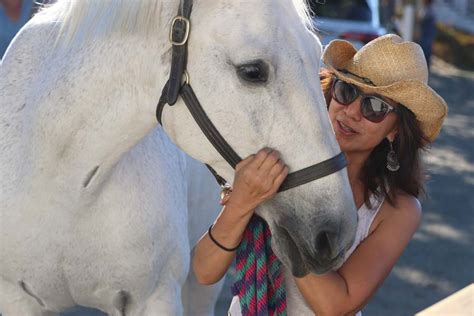 Lassos With Love Annual Fundraiser Connected Horse