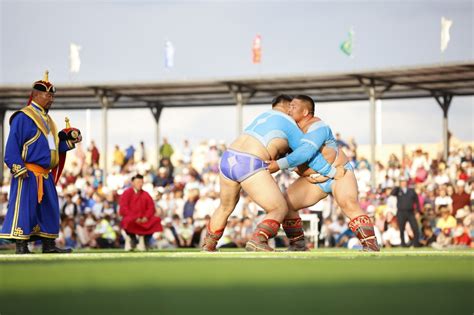 ФОТО Говь Алтайн наадмын бөхийн барилдаанд Улсын аварга О Хангай түрүүллээ