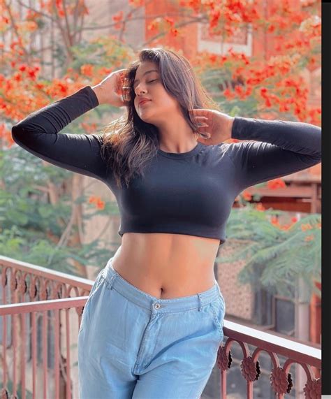 Anjali Arora Rbeautifulindianwomen