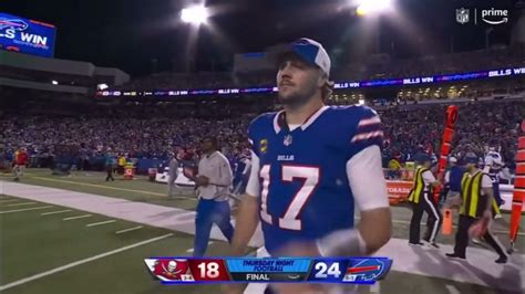 Baker Mayfield Throws A Perfect Hail Mary But No One Touch The Ball