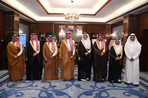 شاهد الآن شاهدالآن سمو محافظ الأحساء يستقبل رئيس اللجنة الوطنية