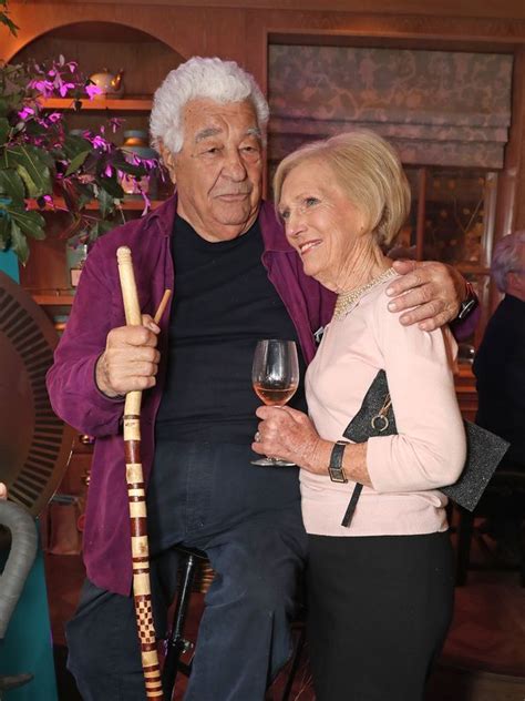 Chef Antonio Carluccio Dies After Fall At Home Aged 80 Celebrity