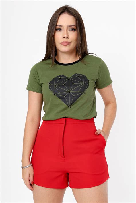 T Shirt Coracao Diamante Perolas Gola Bicolor Cor Verde Militar