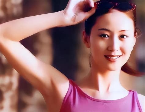 人体模特”汤加丽：日搜20万次，老父看完写真集，和她断绝关系 知乎