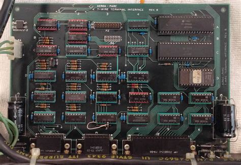 Inside The Vintage Xerox Altos Display A Tiny Lightbulb Keeps It Working