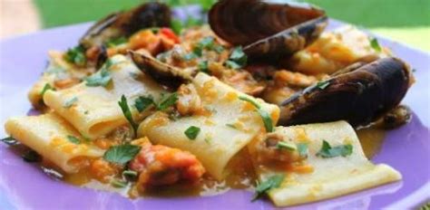 Paccheri Zucca E Cozze Sapore Colorato Charme