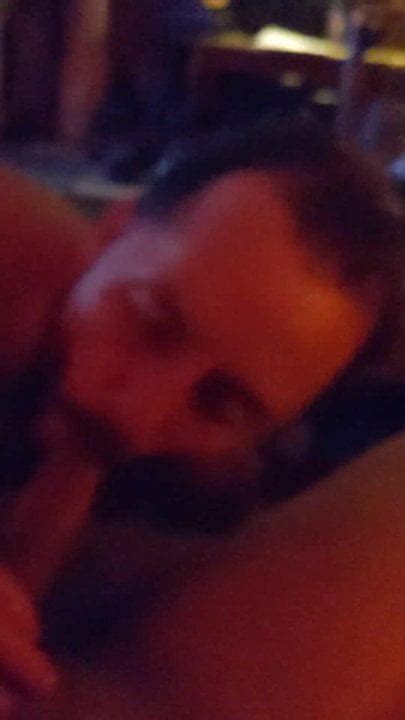 Blanke Man Zuigt Aan Een Zwarte Shemale Xhamster