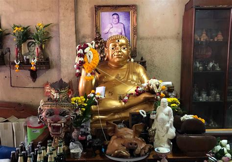 ศิษย์พระอาจารย์ป้อม วัดหนองม่วง จ ราชบุรี กราบถวายน้อมความอาลัยอย่างยิ่ง พระครูอดุลพิริยานุ