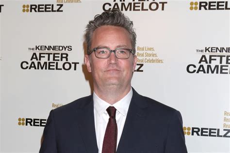 Libro Matthew Perry Revelaciones Impactantes Y Adicciones