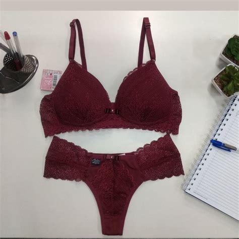 Conjunto Calcinha e sutiã renda e microfibra bojo triangul