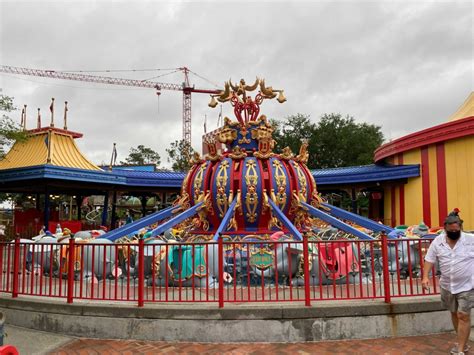 PHOTOS Repainting Of Dumbo The Flying Elephant Casey Jr Splash N