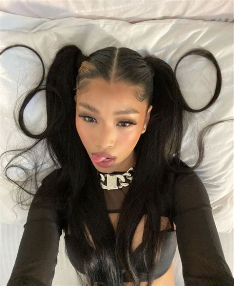 Y2k Hairstyles Baddie Hairstyles Pretty Hairstyles Straight