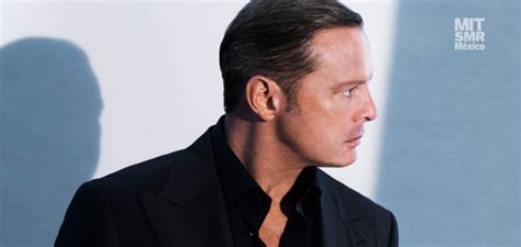 Revive Tu Marca Como Luis Miguel Para Que El Sol No Queme Tu Negocio
