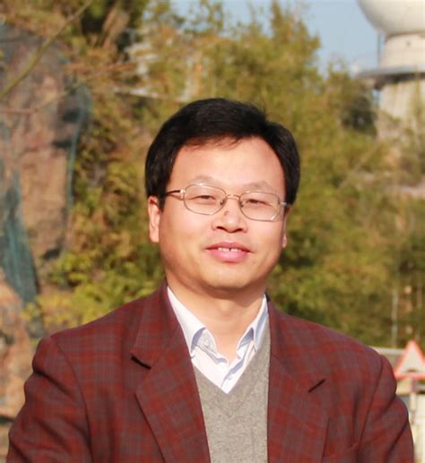 研究人员