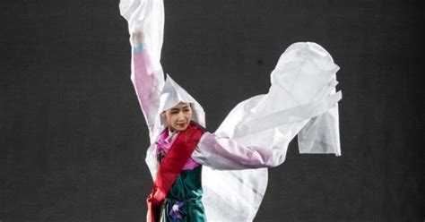 산청군 전통과 현대를 아우르는 춤 공연 마련