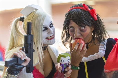 Lucca Italy 2018 10 31 Lucca Comics Free Cosplay Event Around City