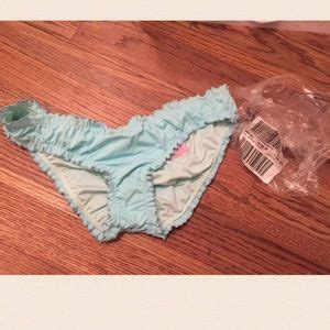 Victorias Secret Swim Nwt Victorias Secret Ruffle Cheeky Bikini