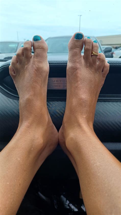 I Love How The Dashboard Feels Under My Bare Feet R Feetishh