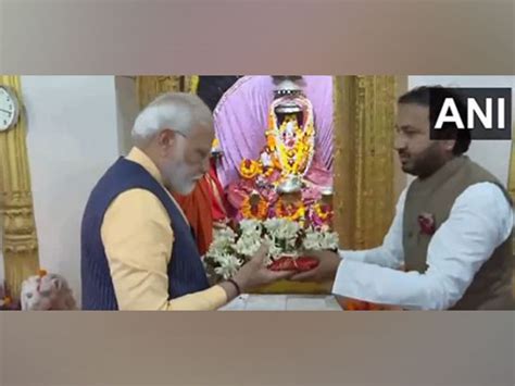 Chhattisgarh Prime Minister Modi Offers Prayers At Bastars