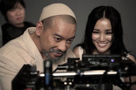 乐坛一姐谢安琪狠甩麦浚龙，过档viutv做电视女王，势和老公争天下文化公司