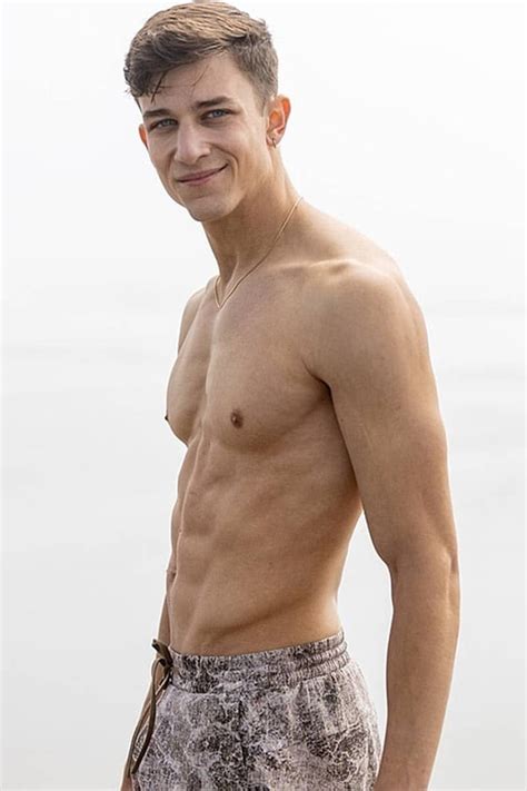 Parker Ambrose Profile Images The Movie Database Tmdb