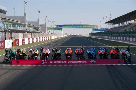 DAFTAR MOTOR DARI ENAM PABRIKAN YANG AKAN BERTARUNG DI MOTOGP Dedicate Your Passion