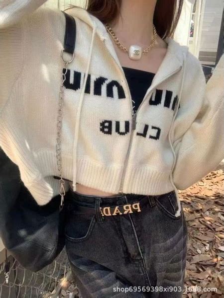 Кардиган Miu Miu Самые популярные модели купить с доставкой по выгодным ценам в интернет