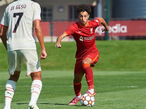 Who Is Kaide Gordon Liverpool Starlet Makes Debut In Carabao Cup