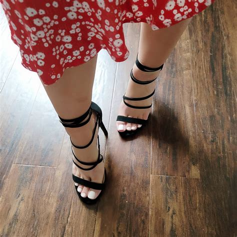 Foot Goddess Gabriela Beautiful Foot Models