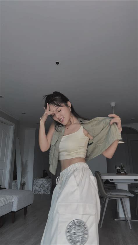 Dasuri Choi 최다슬 Super 💟 Tutorial Dance Instagram
