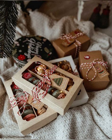 Різдвяні подарунки Різдво Новий рік Christmas Ts New Year