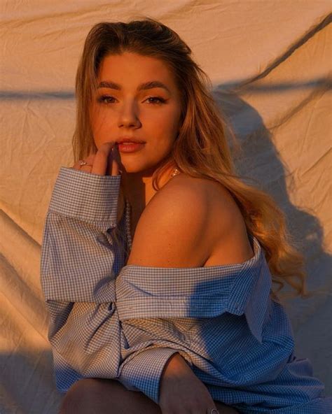 Julia Żugaj On Instagram Zł🌞ta Godzina By 📸 Kamilowczarek In 2022