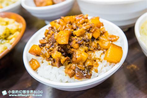 小佳的幻想世界 小佳的幻想世界 Added A New Photo