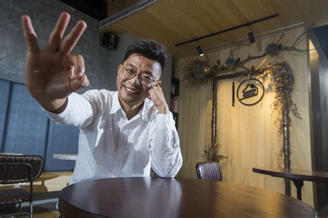 曾為保護水源地肉身擋砂石車！當年每天騎腳踏車拜票選上議員，如今周江杰要挑戰新竹縣長寶座 今周刊