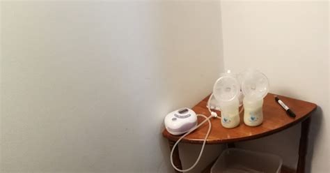 гย๓tย๓blurpei Working mum cum expressing breastmilk