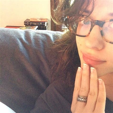 Kat Dennings R CelebsWearingGlasses