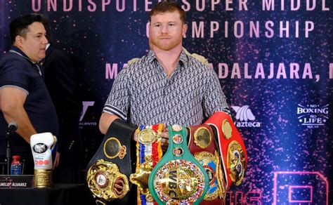 Box David Faitelson arremete contra Canelo Álvarez