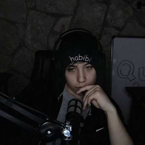 2018 19 Alexs Mom Walking In On You Two Making Out And Alex Has Kiss