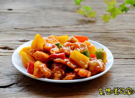 菠蘿和暑假一起上線在家也能做的菠蘿咕嚕肉酸甜可口真好吃 每日頭條