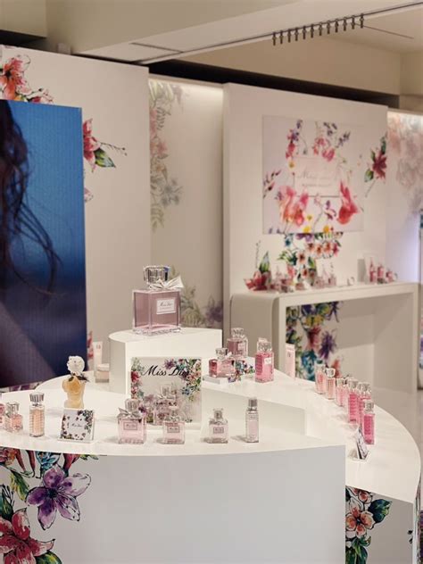 디올 뷰티 미스 디올 서울 전시and팝업 성수동에 오픈 네이버 블로그