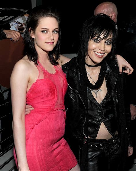 Kristen Kristen Stewart Vs Emma Watson Photo 10913282 Fanpop