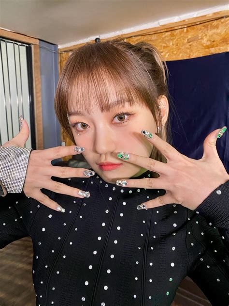 Rocket Punch Community Posts Hi~ 켓치~ 우리 재밌는 이야기 많이 해요 ️‍🔥 Sohee
